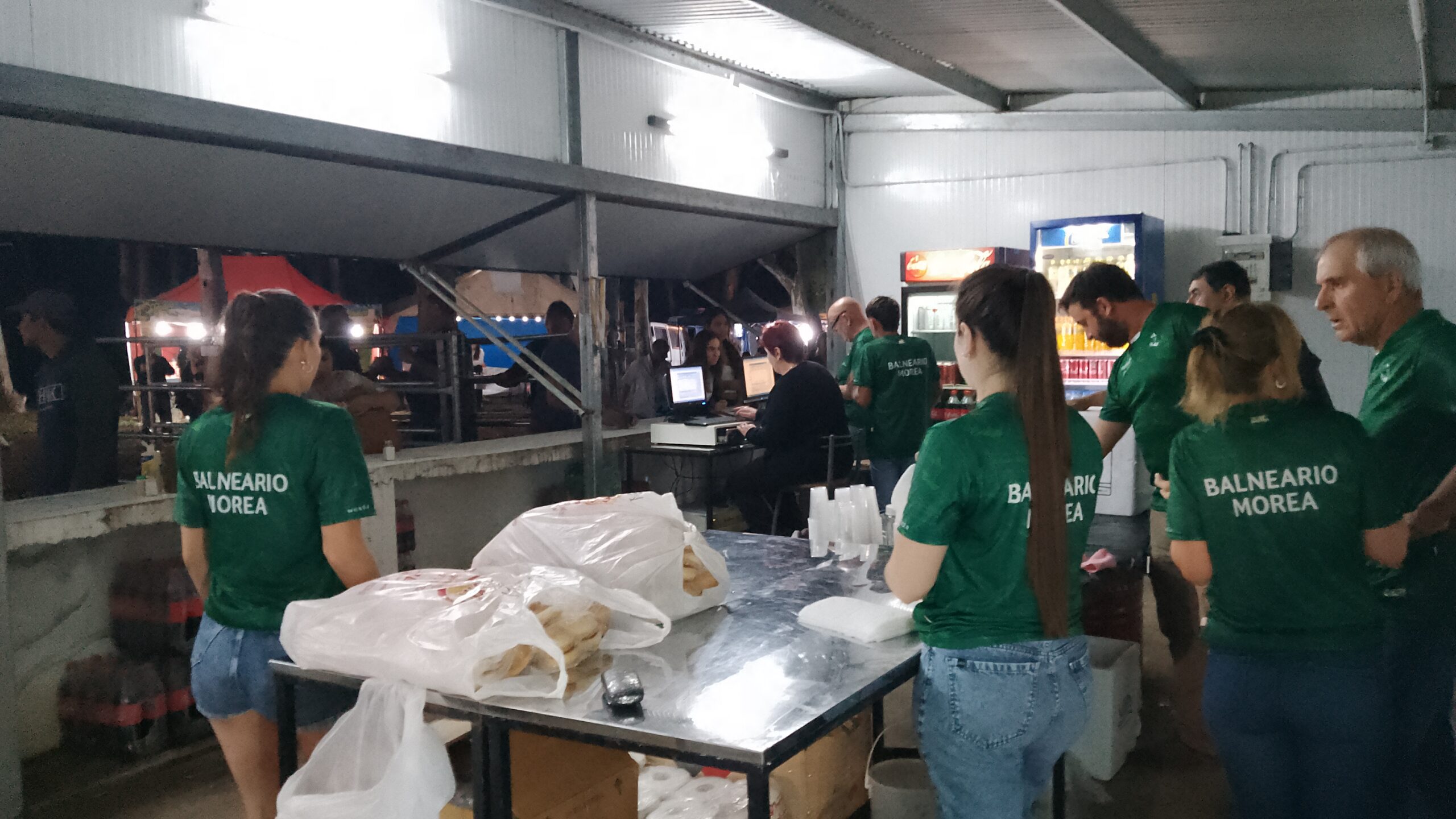 Primera noche de la 14° Fiesta Provincial del Lechón en Morea | Cadena ...